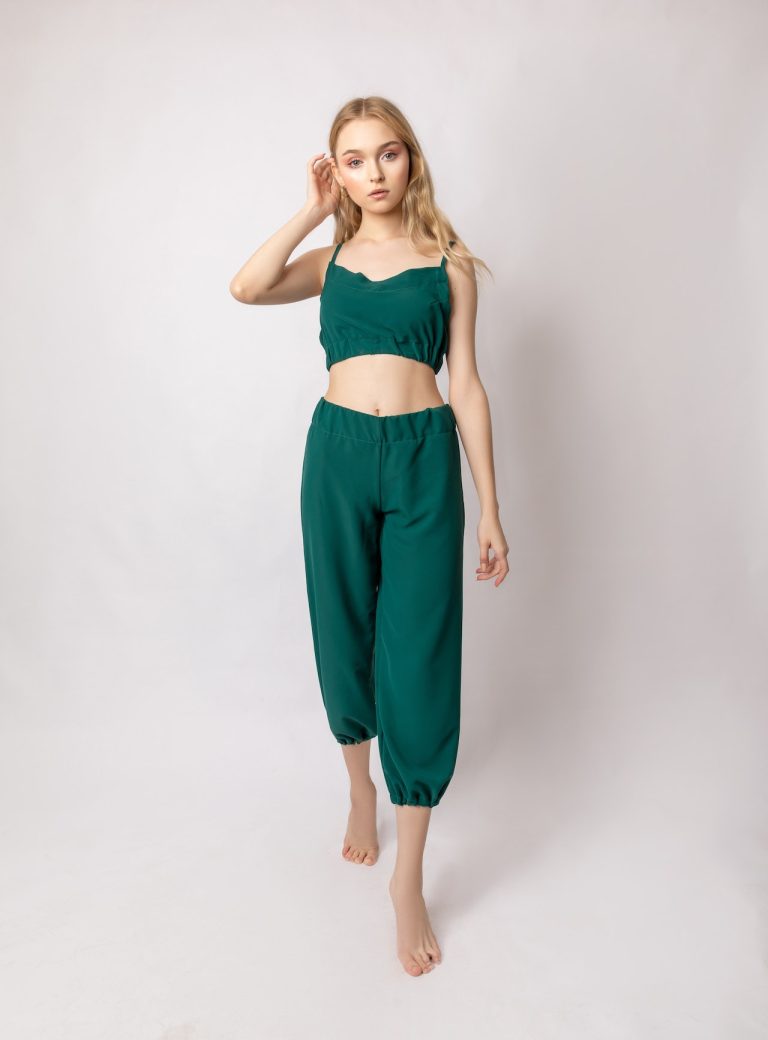 Calça Verde: Veja aqui 4 dicas e 8 fotos para montar seu look ...